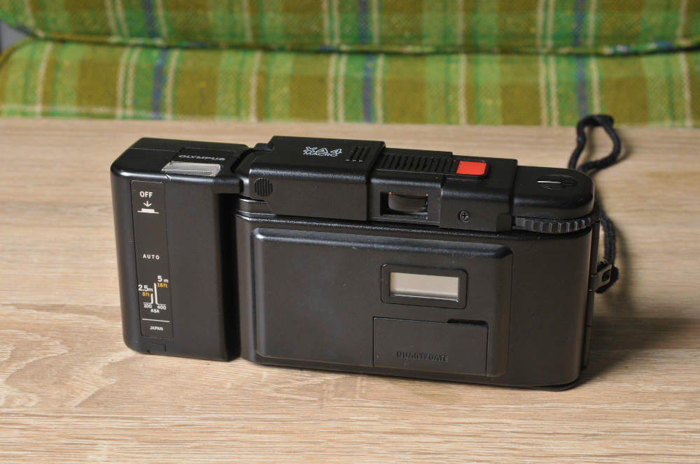 Olympus XA4 - F.camera